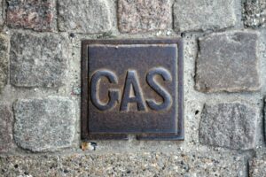 Gas Leak Reported In Castaic Lake Area